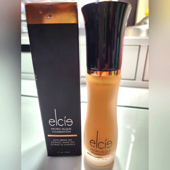 elcie | Makeup | Elcie Micro Silque Foundation | Poshmark